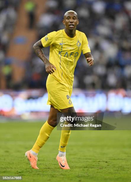 2 600 Anderson Talisca Photos And High Res Pictures Getty Images