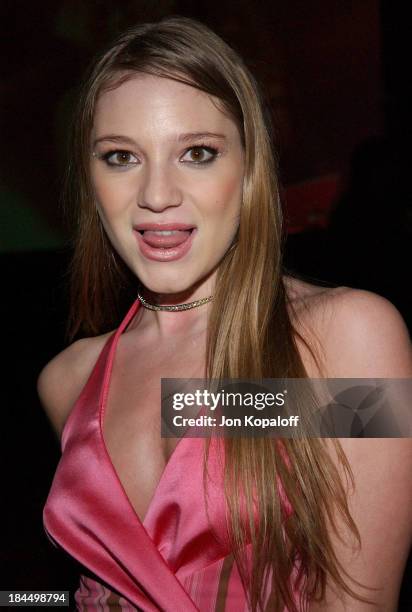 Aurora Snow Photos And Premium High Res Pictures Getty Images