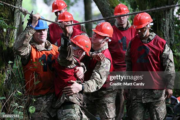 Army Command Tasks Photos and Premium High Res Pictures - Getty Images Army Command Tasks Photos and Premium High Res Pictures - Getty Images