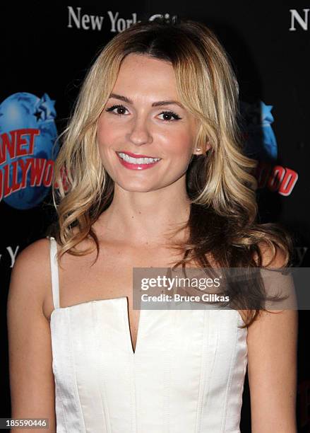 85 Lindsey Gort Handprint Ceremony At Planet Hollywood Times Square