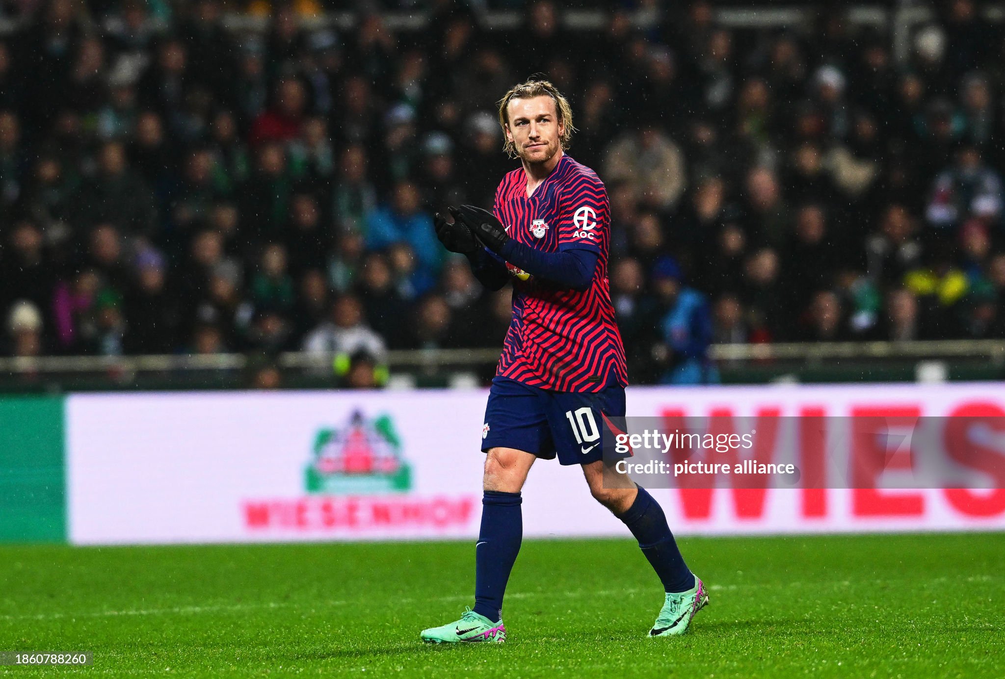 Forsberg Parts With A Bitter Feeling From Rb Leipzig Im A Bit Angry Soccereco