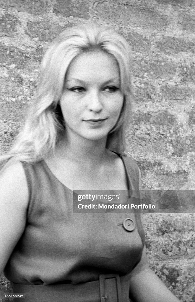 Portrait Of French Actress And Writer Marina Vlady Shes Taking News Photo Getty Images