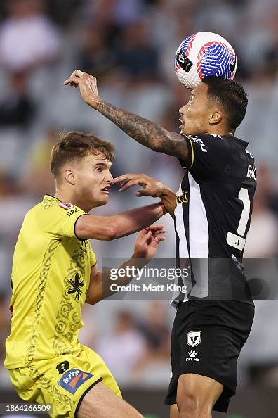 Kearyn Baccus Of Macarthur Fc Heads The Ball During The A League Men News Photo Getty Images