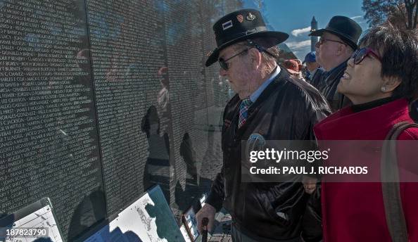 War Author And Correspondent Joseph Galloway And His Wife Grace News