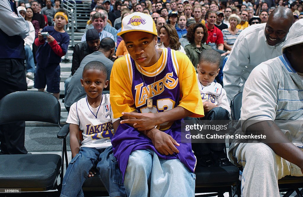 Hip Hop Recording Artist Lil Bow Wow Sits Courtside During The Nba News Photo Getty Images