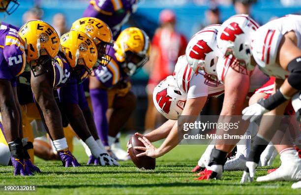 1,116 Wisconsin Lsu Stock Photos, High-Res Pictures, and Images - Getty ... 1,116 Wisconsin Lsu Stock Photos, High-Res Pictures, and Images - Getty ...