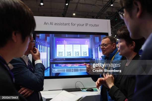 Linux Operating System Photos And Premium High Res Pictures Getty Images