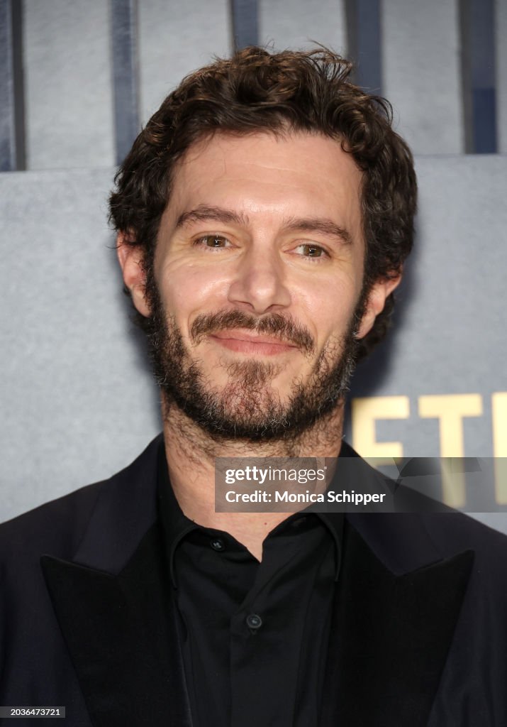 Adam Brody Attends The 30th Annual Screen Actors Guild Awards At