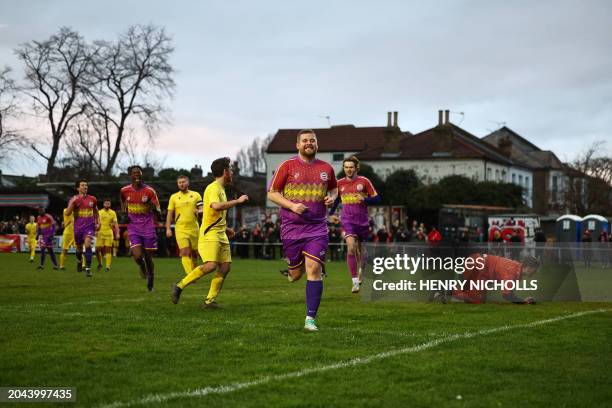 40 Clapton Community Fc Stock Photos, High-Res Pictures, and Images ... 40 Clapton Community Fc Stock Photos, High-Res Pictures, and Images ...