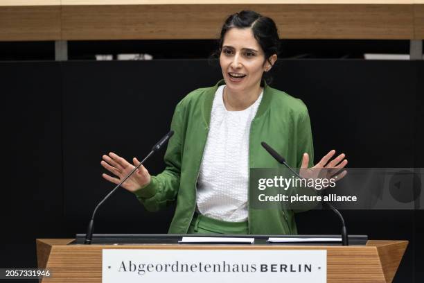 33 Bahar Haghanipour Stock Photos, High-Res Pictures, and Images ... 33 Bahar Haghanipour Stock Photos, High-Res Pictures, and Images ...