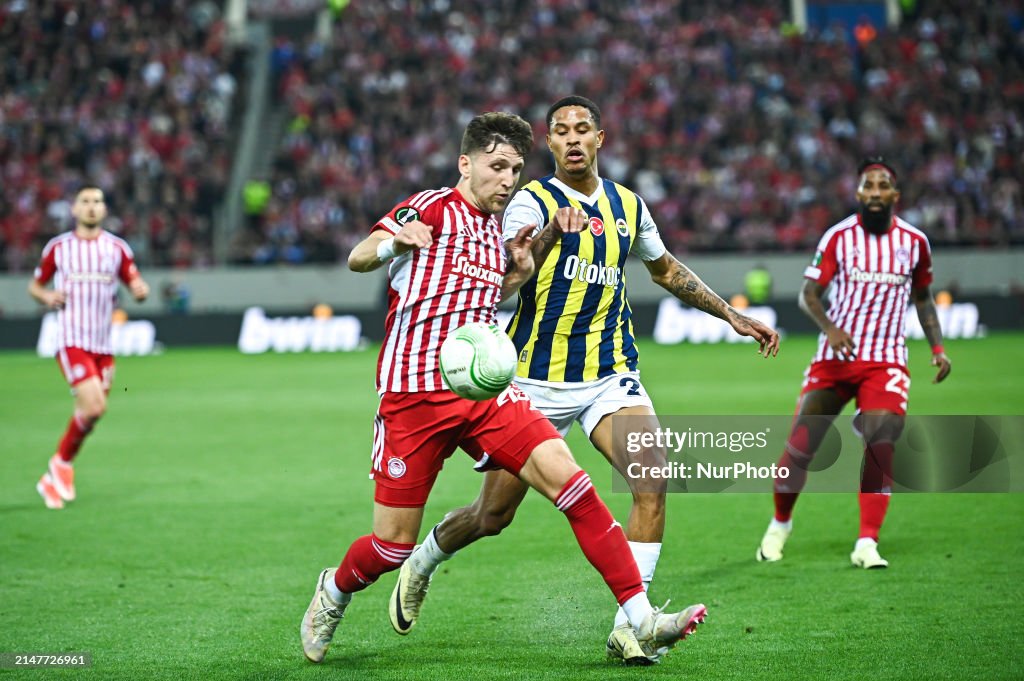 Fenerbahçe seems to have bad news for Oosterwolde - Soccereco Fenerbahçe seems to have bad news for Oosterwolde - Soccereco