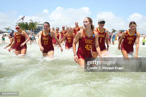 Nicole Nourse Of The Usc Trojans Jumps Into Their Gulf Of Mexico With
