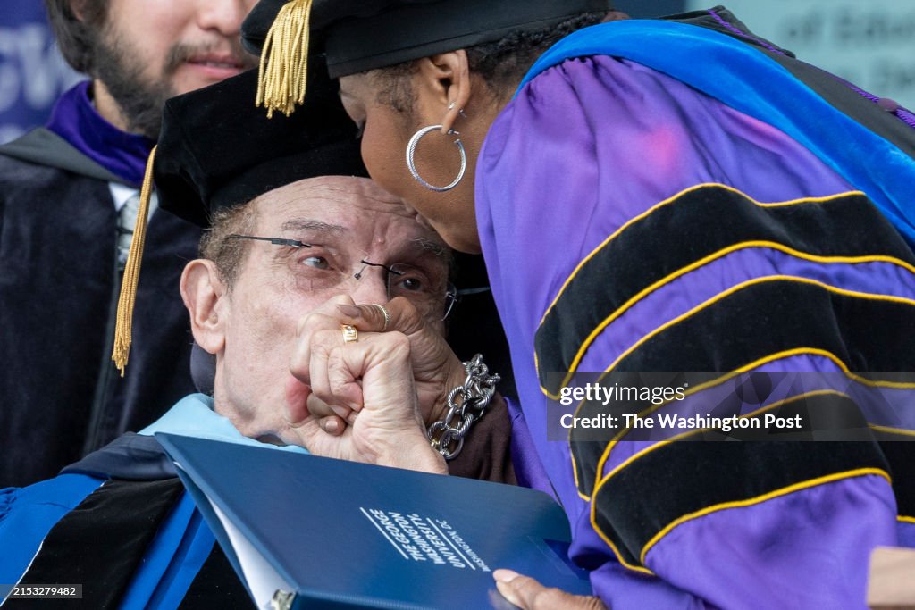 Dawn Kum embraces her husband, D.C. council member Vincent Gray ... Dawn Kum embraces her husband, D.C. council member Vincent Gray ...