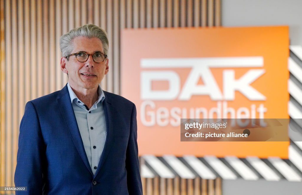 Andreas Storm, CEO of DAK-Gesundheit, stands in front of the company ... Andreas Storm, CEO of DAK-Gesundheit, stands in front of the company ...
