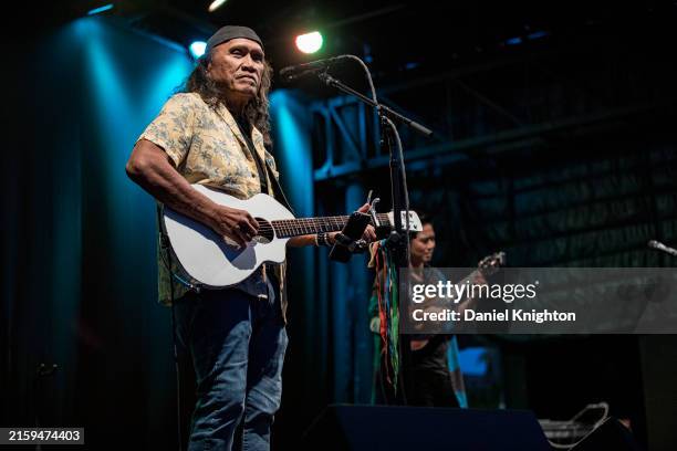 666 Jake Shimabukuro Photos & High Res Pictures - Getty Images 666 Jake Shimabukuro Photos & High Res Pictures - Getty Images