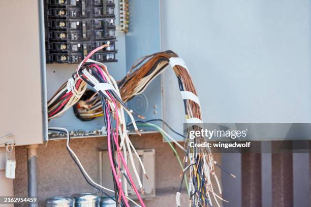 10 Common Signs of Faulty Wiring and How to Address Them