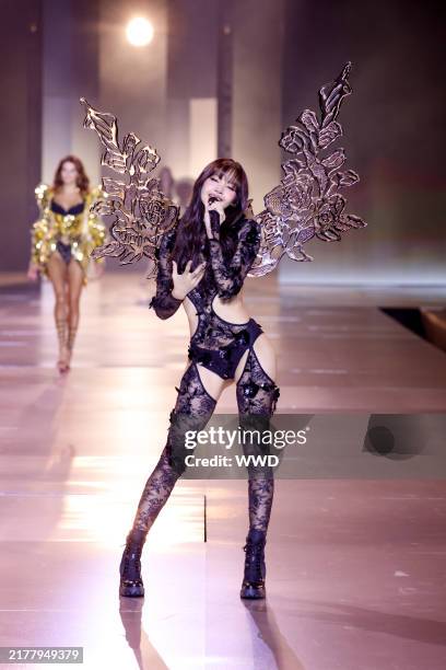 Lisa Rockstar Official Performance At Victorias Secret Fashion Show 2024 Lights Crystal