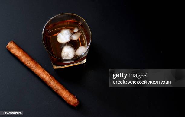 Expert Tips: Pairing Cigars with Drinks for the Perfect Experience