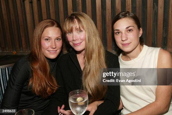 Actress Sissy Spacek And Her Daughters Schuyler Fisk And Madison Fisk News Photo Getty Images
