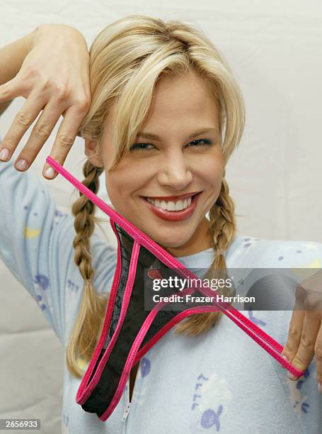 Thong Slip Of Photos Et Images De Collection Getty Images