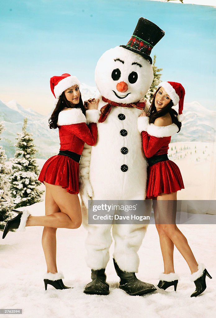 Singers Gabriela And Monica From The Cheeky Girls Shoot Their News