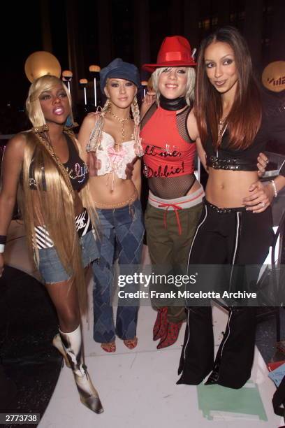 Lil Kim Pink Mya Christina Aguilera Photos And Premium High Res Pictures Getty Images