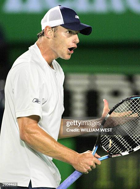 Australian Open Mens Singles Quarter Final Marat Safin Vs Andy Photos And Premium High Res
