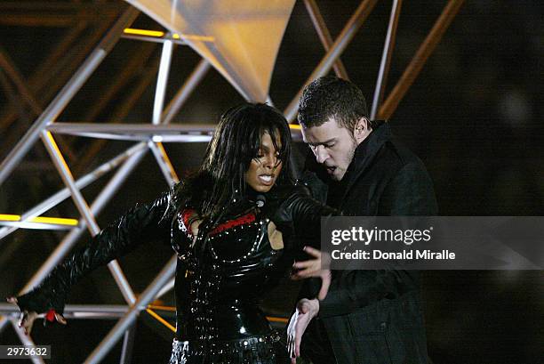 Janet Jackson And Justin Timberlake Superbowl Photos And Premium High