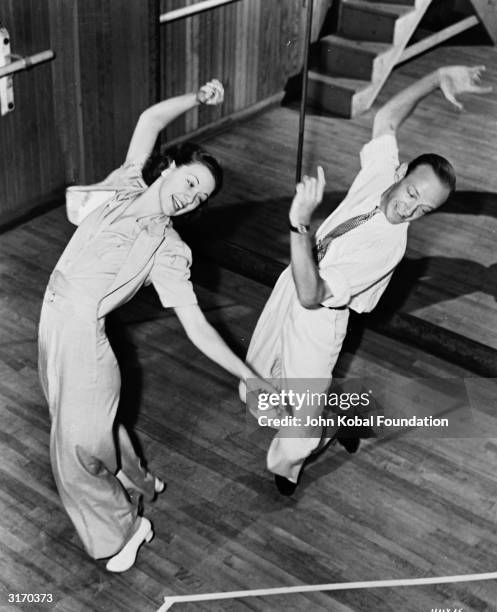 Fred Astaire And Eleanor Powell Photos and Premium High Res Pictures ... Fred Astaire And Eleanor Powell Photos and Premium High Res Pictures ...