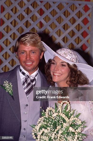 American Pop Singer Karen Carpenter And Her Husband Industrialist News Photo Getty Images