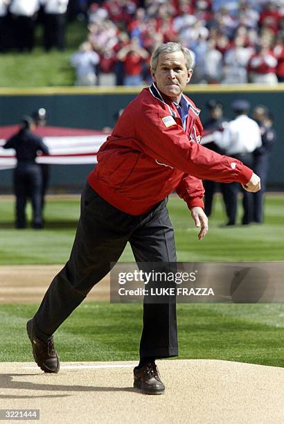 25 020 Ceremonial First Pitch Photos And High Res Pictures Getty Images