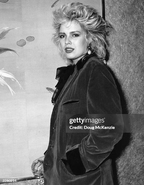 London born pop singer Kim Wilde , daughter of 1950's pop idol Marty ... London born pop singer Kim Wilde , daughter of 1950's pop idol Marty ...