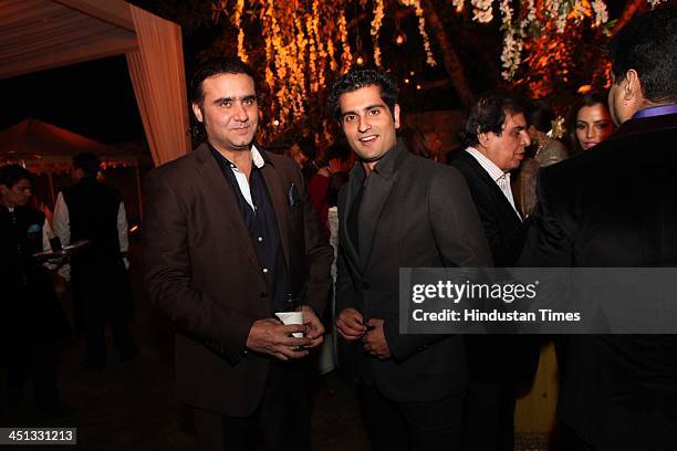Sunil Tandon Photos and Premium High Res Pictures - Getty Images Sunil Tandon Photos and Premium High Res Pictures - Getty Images