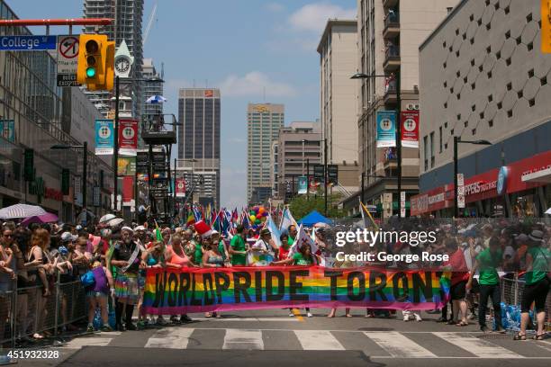 Toronto Street Line Photos And Premium High Res Pictures Getty Images