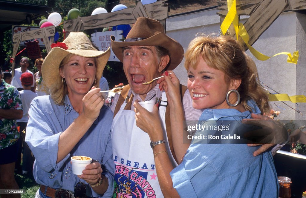 Actress Joanna Kerns Actor Joseph Campanella And Actress Pat Klous News Photo Getty Images