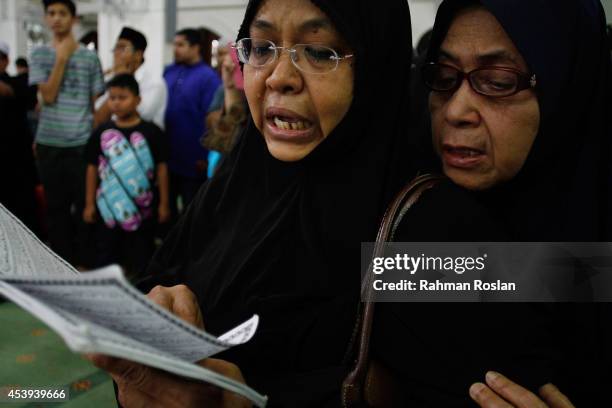 Sheila Dora Kassim Photos And Premium High Res Pictures Getty Images