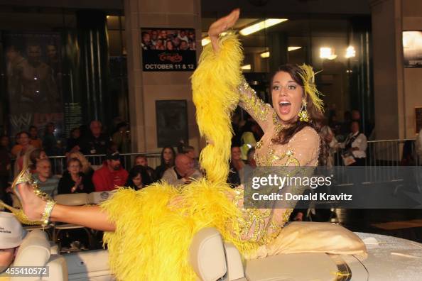 Lanie Hudson Miss South Carolina In Show Me Your Shoes Parade At