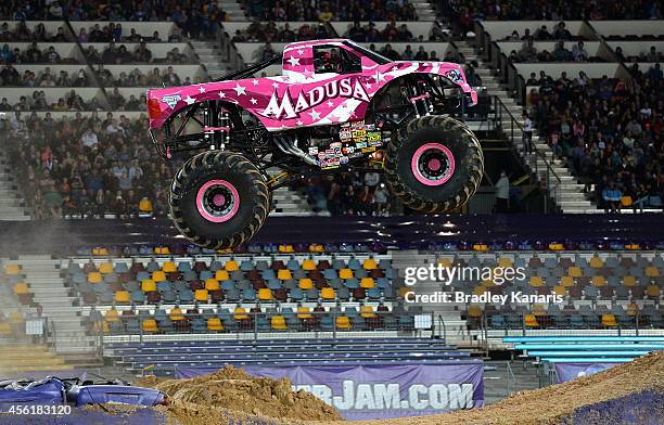 41 Monster Jam Madusa Photos And High Res Pictures Getty Images