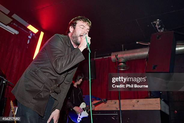 24 Exit Calm Perform At Hoxton Bar And Grill In London Stock Photos ... 24 Exit Calm Perform At Hoxton Bar And Grill In London Stock Photos ...