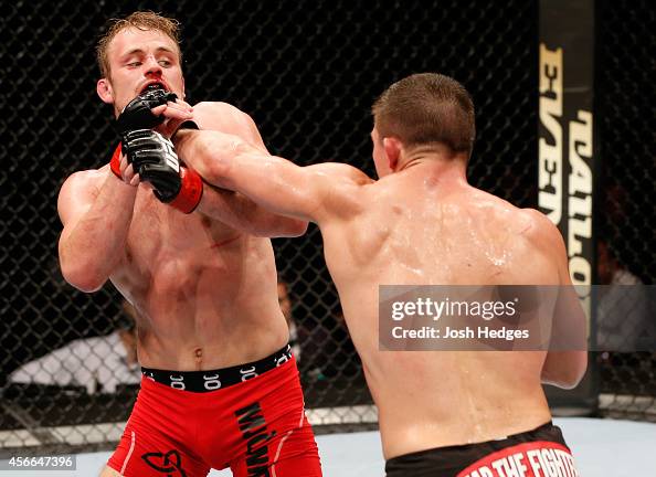 Rick Story Punches Gunnar Nelson Of Iceland In Their Welterweight News Photo Getty Images