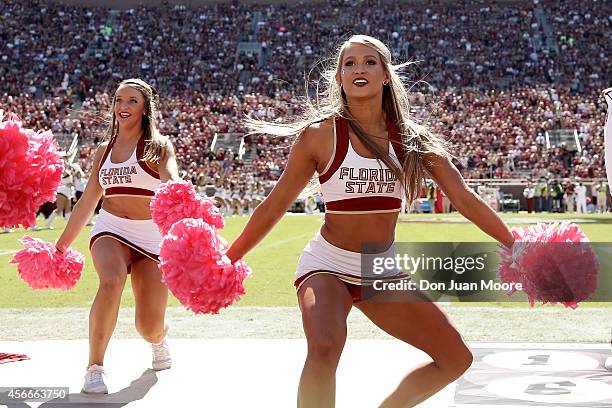 Fsu Cheerleaders Photos And Premium High Res Pictures Getty Images