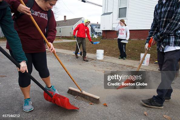 Hundreds of students volunteered Sunday morning to clean up the Keene ... Hundreds of students volunteered Sunday morning to clean up the Keene ...