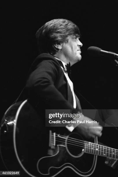 693 Phil Everly Photos And High Res Pictures Getty Images