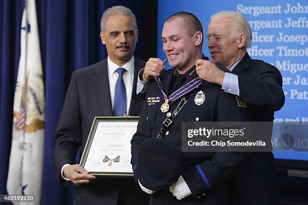 933 Watertown Police Stock Photos, High-Res Pictures, and Images ... 933 Watertown Police Stock Photos, High-Res Pictures, and Images ...