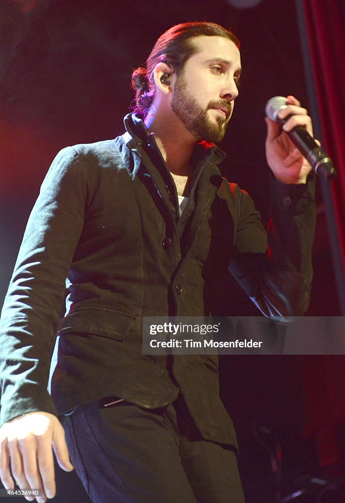 Avi Kaplan Of Pentatonix Performs The Opening Night Of The Groups