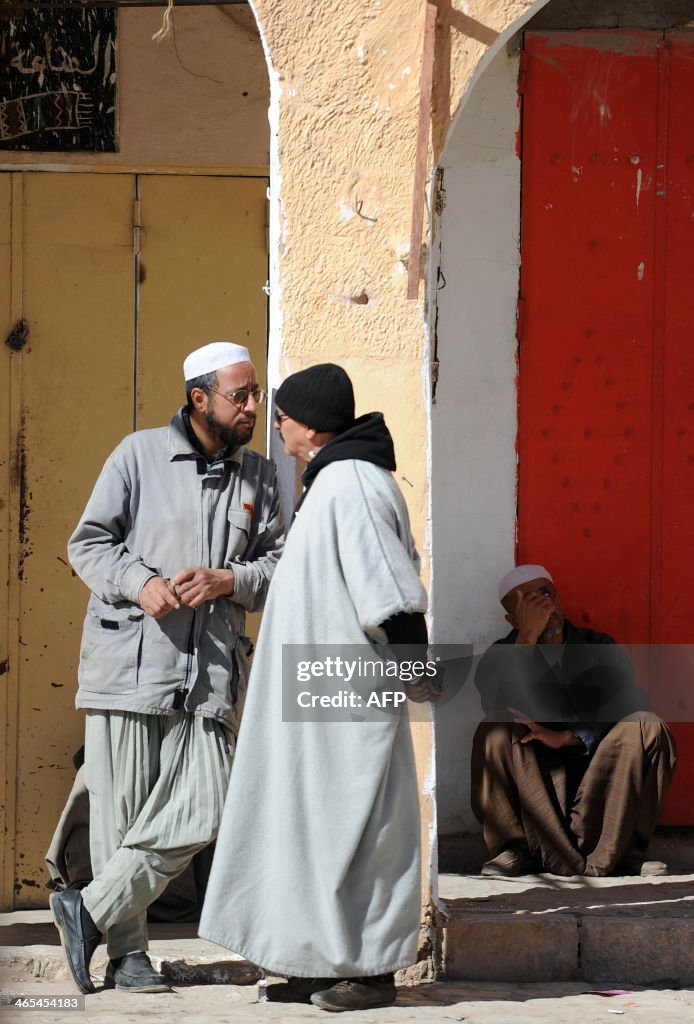 Algerian Men From The Mozabites Community A Berber Minority Group