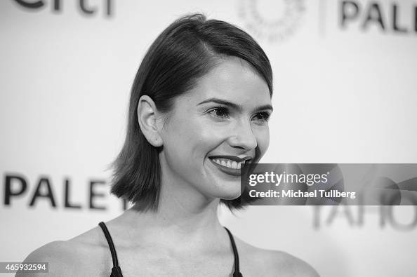 Actress Shelley Hennig arrives at The Paley Center For Media's 32nd ... Actress Shelley Hennig arrives at The Paley Center For Media's 32nd ...