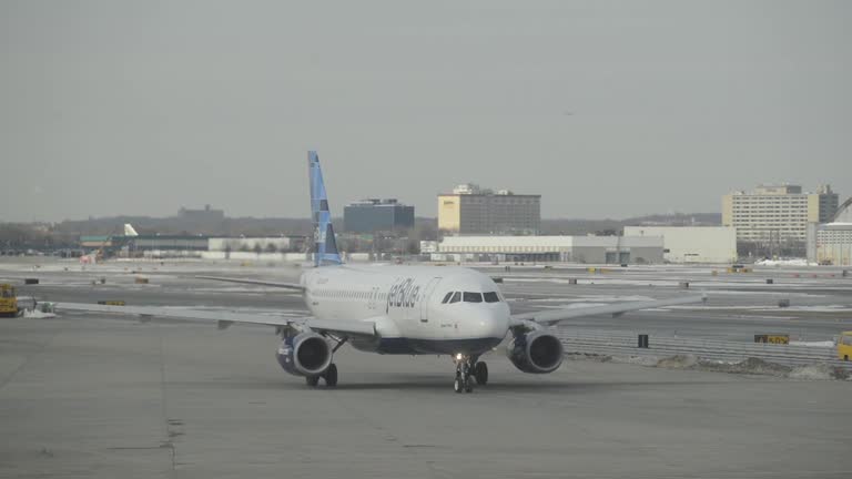 126 Jetblue Airways Terminal Stock Videos Footage And 4k Video Clips