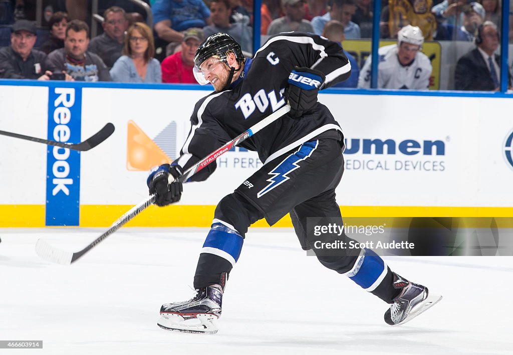 Steven Stamkos Of The Tampa Bay Lightning Against Of The Toronto