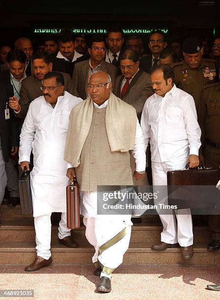 Jaya Prakash Reddy Photos and Premium High Res Pictures - Getty Images Jaya Prakash Reddy Photos and Premium High Res Pictures - Getty Images
